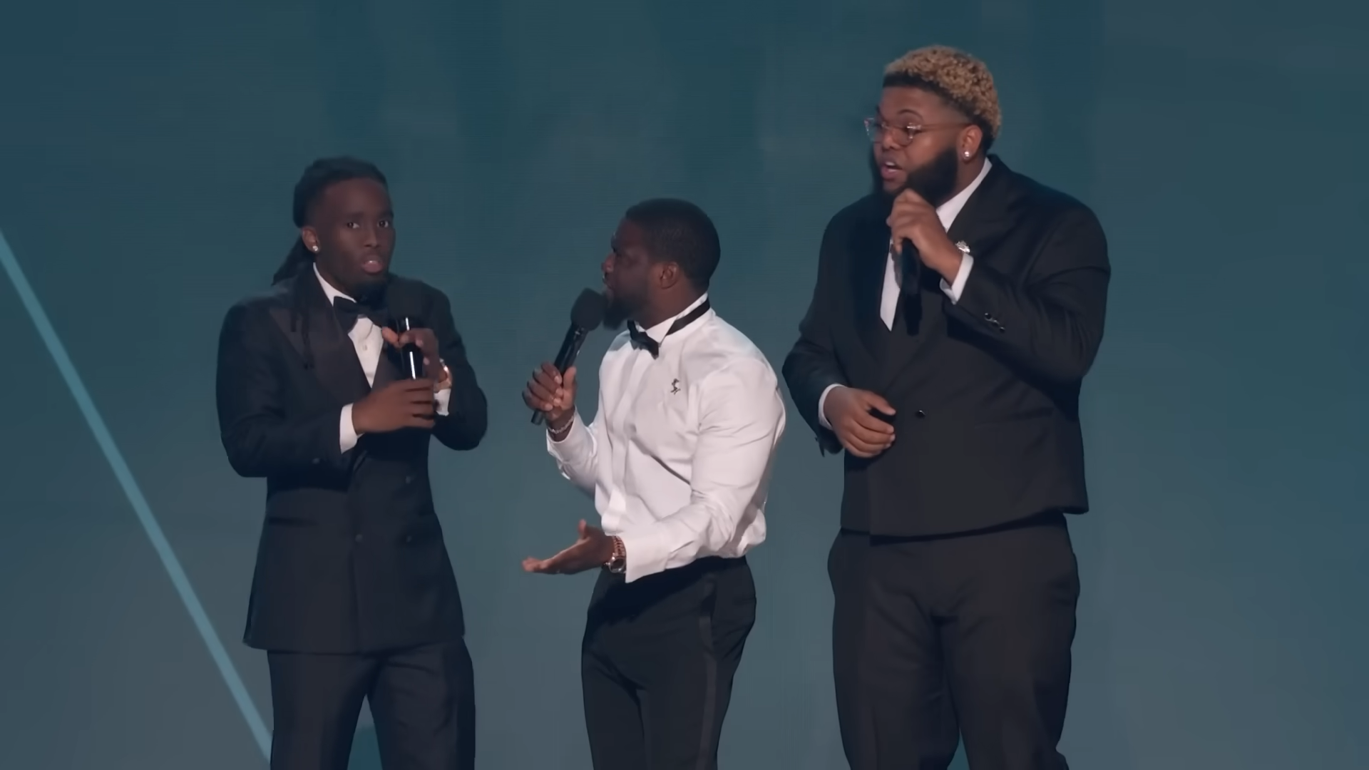 From Roasts to Dance Floors: Kevin Hart’s Show-Stopping Performance at ...